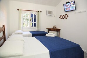 Quarto triplo | Frigobar, cofres nos quartos, quartos à prova de som, Wi-Fi de cortesia