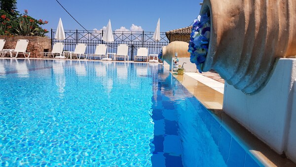 Avra Paradise Aparthotel - Greece