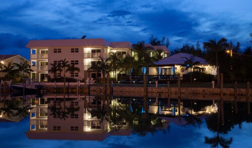 Top Hotels in Freeport from $60 - Expedia