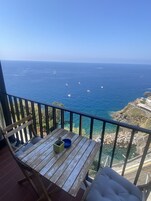 Quarto Duplo Deluxe, vista para o mar (Sol) | Terraço/pátio interior
