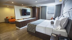 Junior Loft Room | Roupas de cama premium, cofres nos quartos, escrivaninha