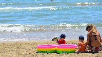 Uma praia privada nas proximidades, autocarro grátis para a praia
