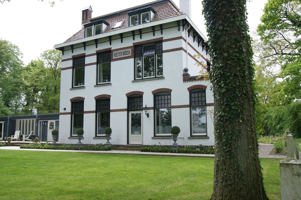 Bed & Breakfast Rijsterbosch - Friesland