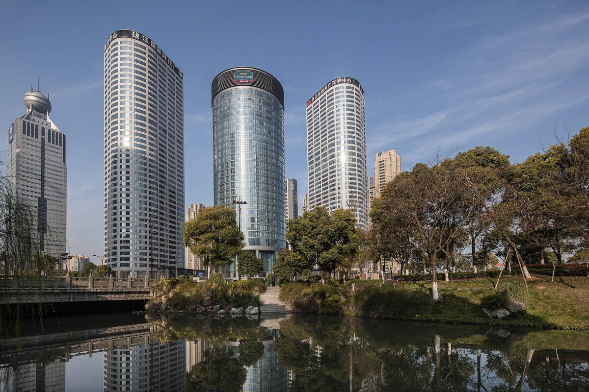 Courtyard by Marriott Hangzhou Qianjiang Reviews, Deals & Photos 2024 ...