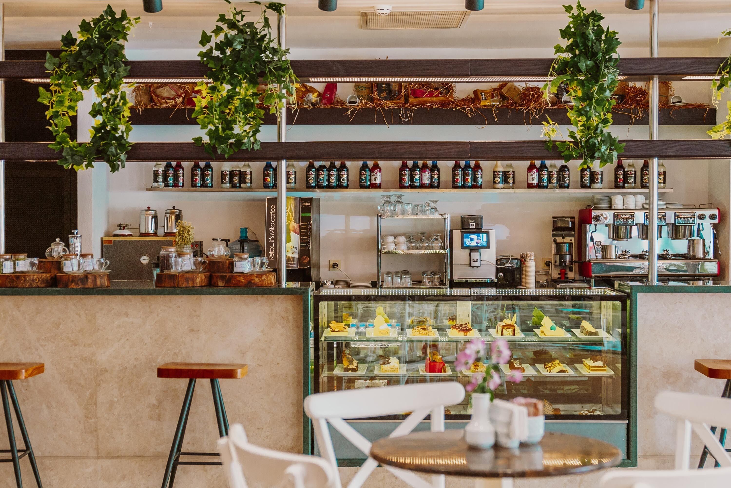 3 bares/lounges, bar ao lado da piscina, bar na praia