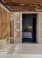 Quarto Deluxe, vista para o oceano | Terraço/pátio interior