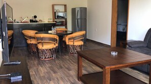 Apartamento Executivo, 1 cama king-size e sofá-cama, kitchenette, na torre | Sala de estar