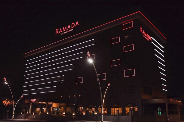 Ramada By Wyndham Usak - Uşak