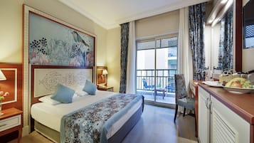 Roupas de cama premium, frigobar (abastecido com itens grátis)