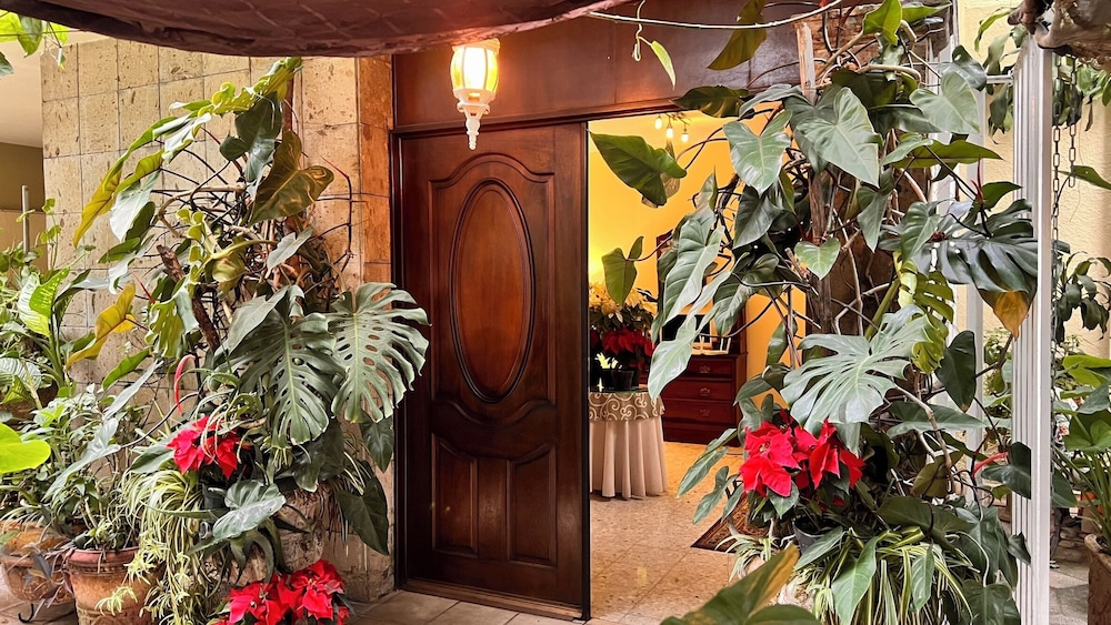 Dickinson Guest House, Guadalajara Expo - Zapopan