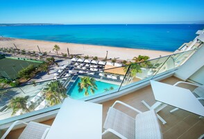 Cobertura luxo, 2 quartos, banheira de imersão, vista para o mar | Vista do quarto