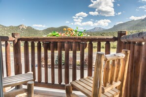 Alpine Trail Ridge Inn in Estes Park: Find Hotel Reviews, Rooms, and ...