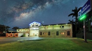 Fachada da propriedade