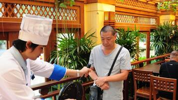 Almoço e jantar, culinária internacional