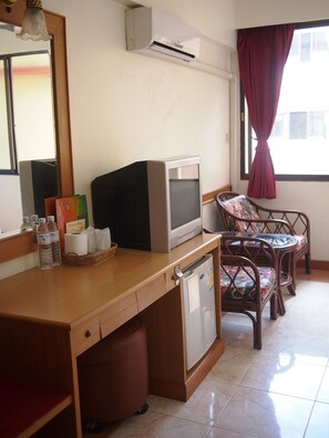 Quarto standard, 1 cama King | Vista do quarto