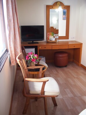 Quarto standard, 1 cama King | Comodidades do quarto