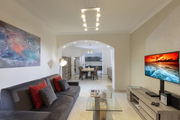 The Queen Luxury Apartments - Villa Cortina - Luxembourg