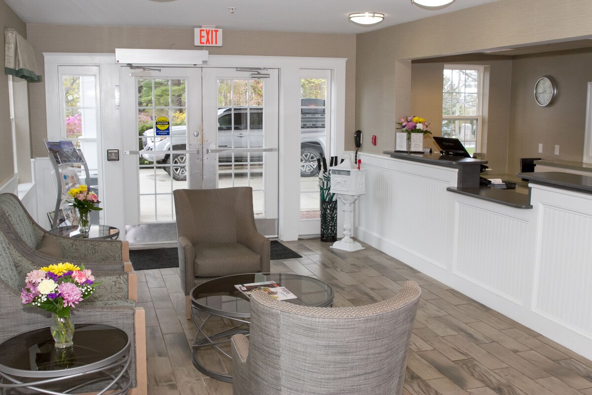 Acadia Inn Reviews, Deals & Photos 2024 - Expedia