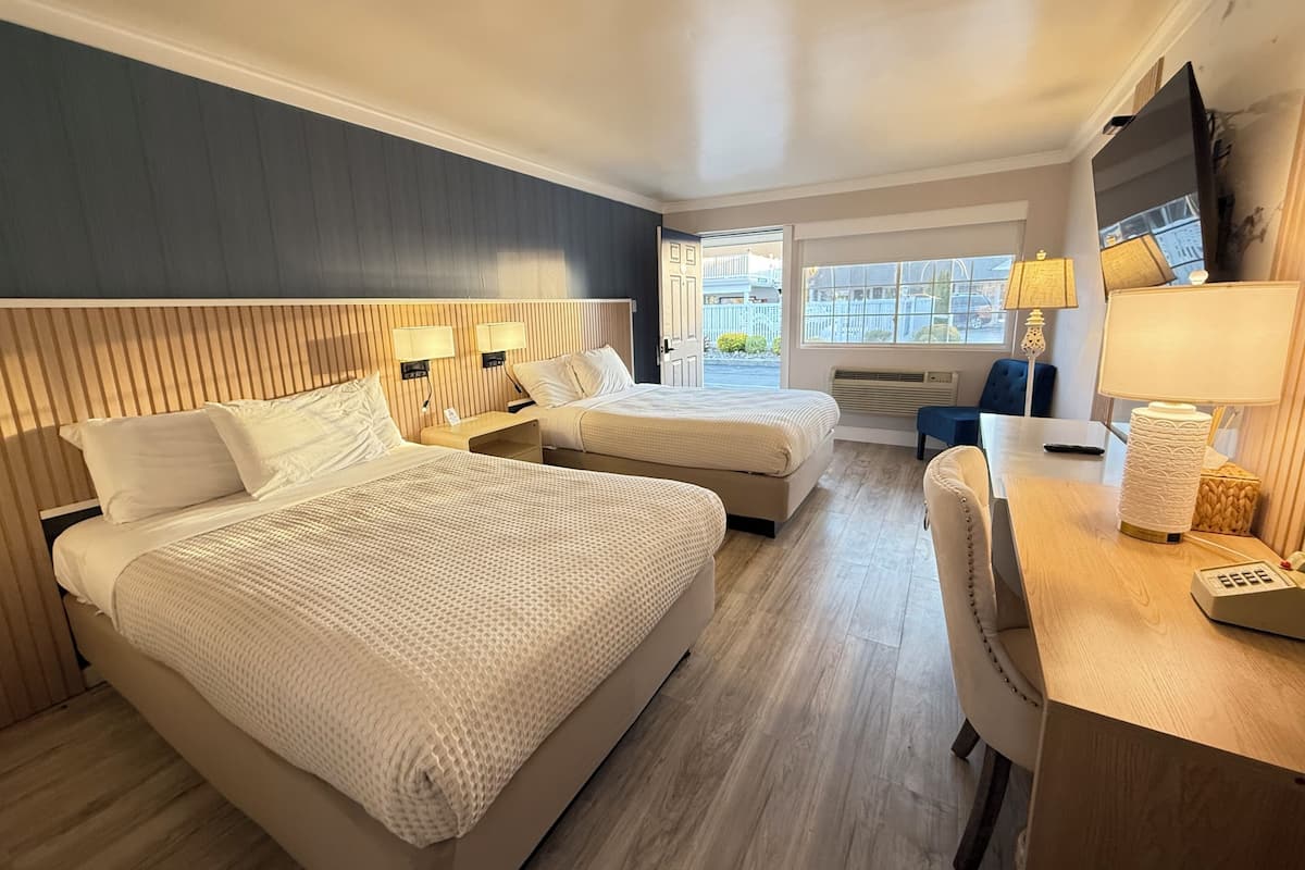 Quarto Deluxe | Secretária, ferro/tábua de engomar, Wi-fi grátis