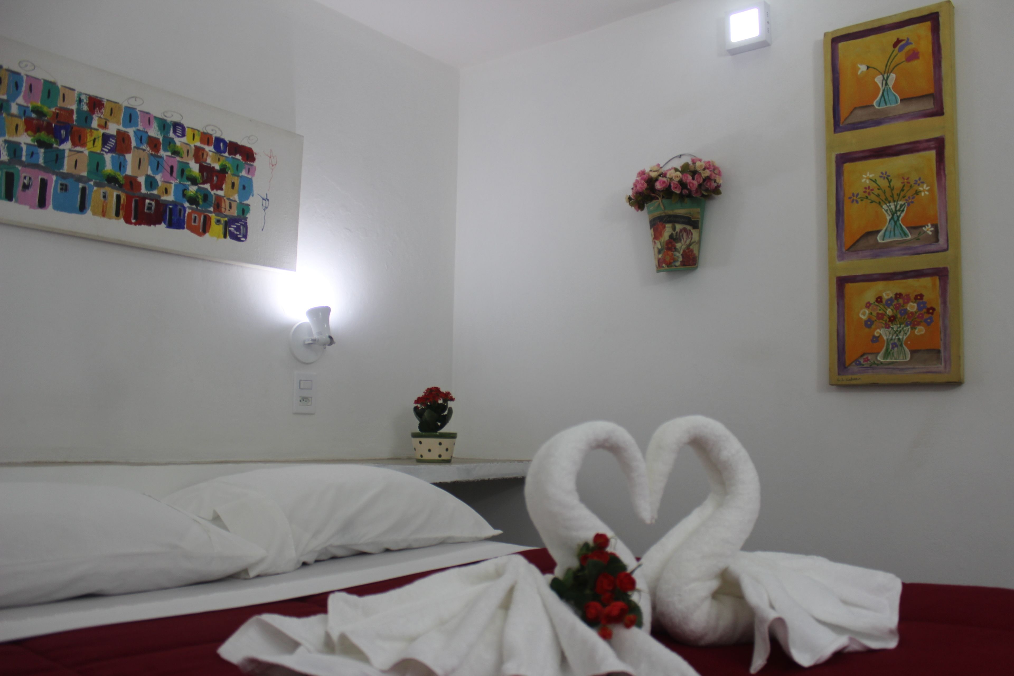 Quarto Duplo Standard, 1 cama de casal | Minibar, cofre no quarto, com decoração personalizada 