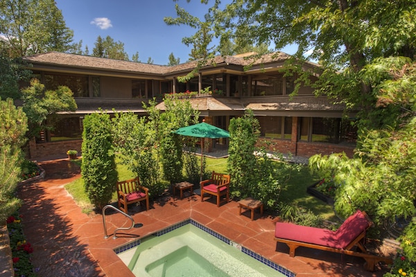 Hearthstone House - Aspen, CO