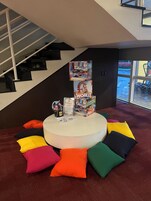 TV LCD 32 polegadas com canais a cabo, TV, computador