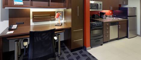 Secretária, secretária adequada para computadores portáteis