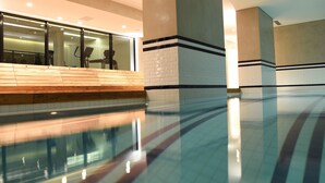 Piscina interna
