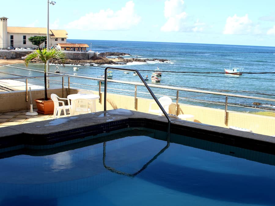 Fachada da propriedade