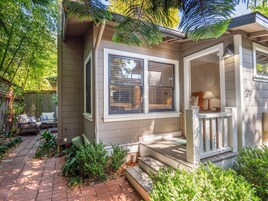 Quarto Individual Signature, 1 cama king-size, lareira, junto ao jardim | Roupa de alta qualidade, camas de colchão pillowtop 