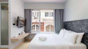 Absolute Urban Double or Twin | Minibar, cofre no quarto, Wi-fi grátis, roupa de cama fornecida
