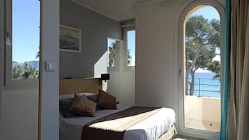Familiale Économique, Vue Mer | 1 quarto, frigobar, cofres nos quartos, escrivaninha