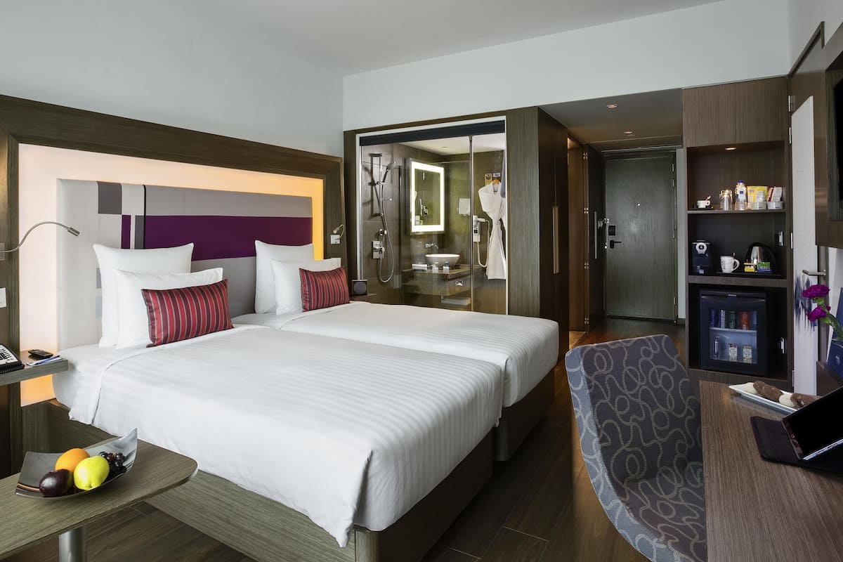 Quarto superior, 2 camas de solteiro | Roupas de cama premium, edredons de pluma, cofres nos quartos