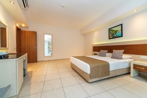 Quarto família | Quartos à prova de som, roupa de cama