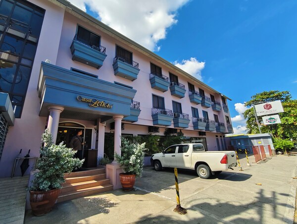 Casa Leticia Business Inn - Davao City