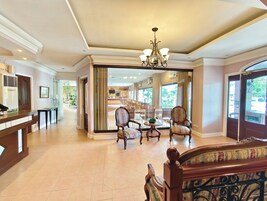 Sala de estar do lobby