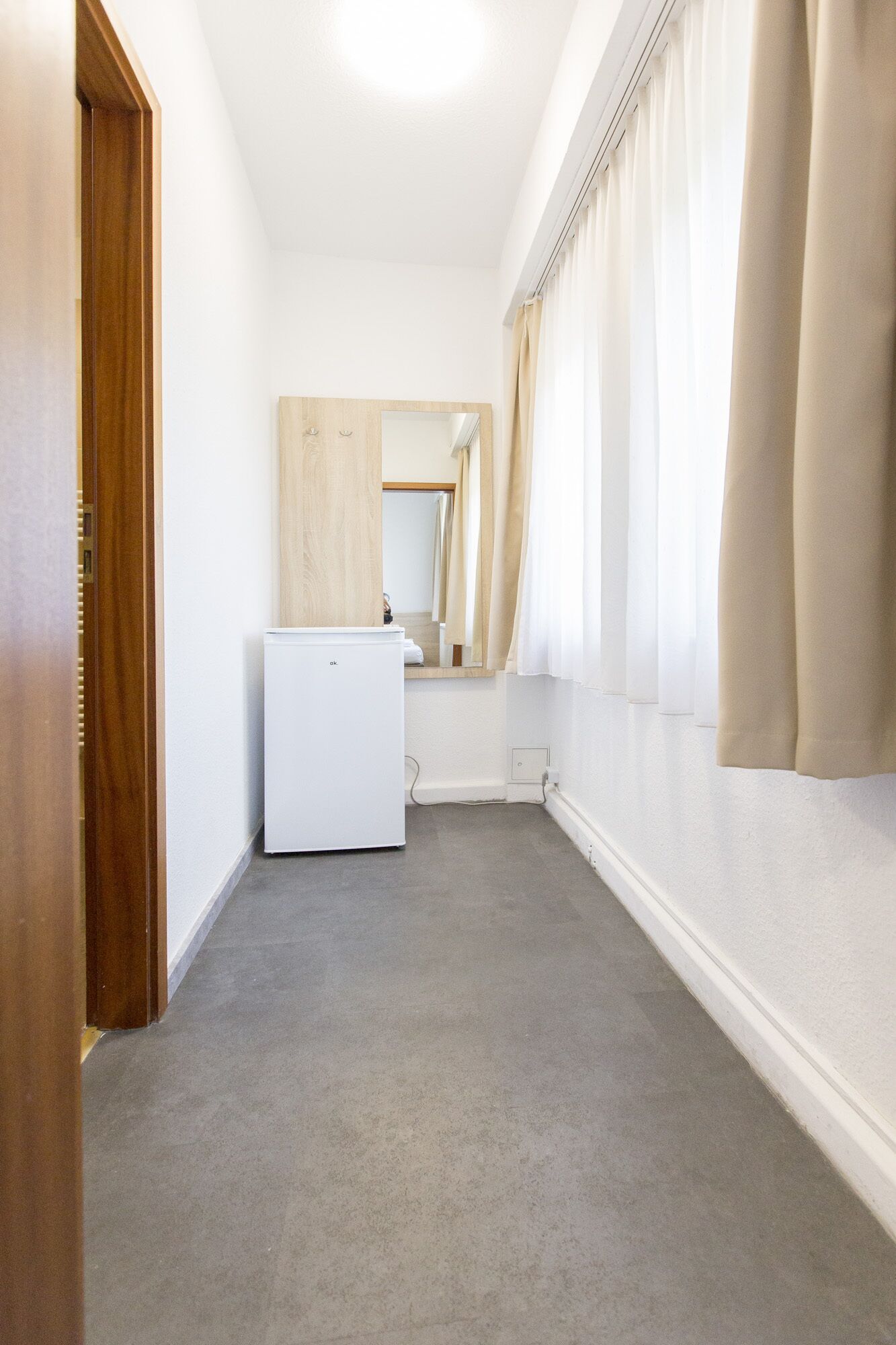 Quarto Individual Comfort, 1 quarto, não fumadores, casa de banho privativa | Comodidade do quarto