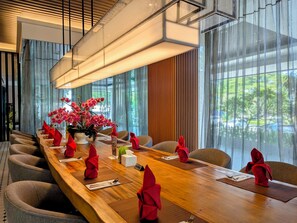 Pequenos-almoços, almoços e jantares servidos 