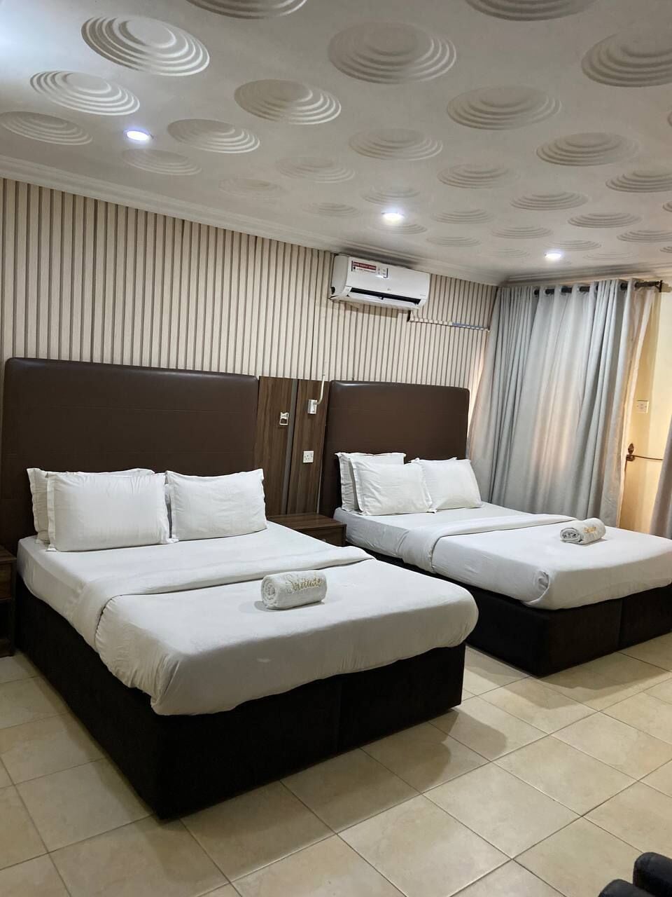 Quarto executivo | Cofres nos quartos, Wi-Fi de cortesia
