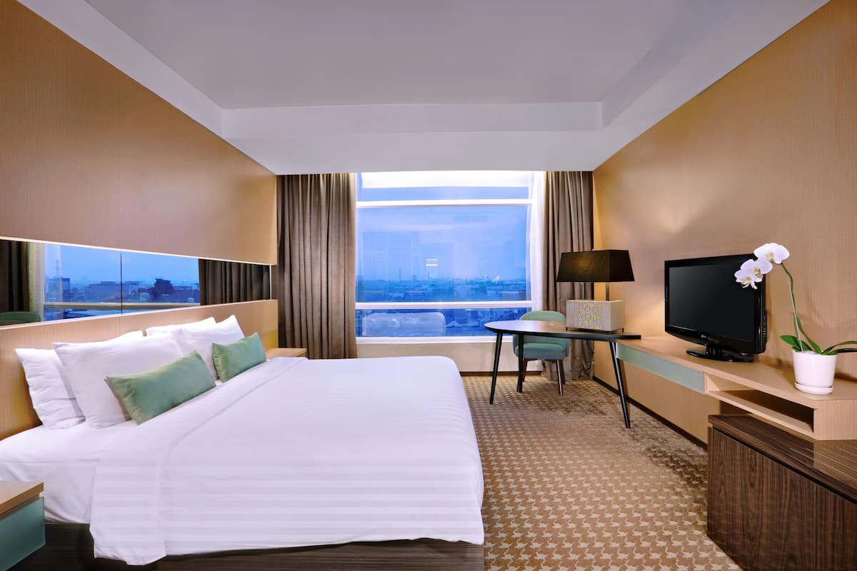 Suite Júnior | Roupa de alta qualidade, minibar, cofre no quarto, secretária 