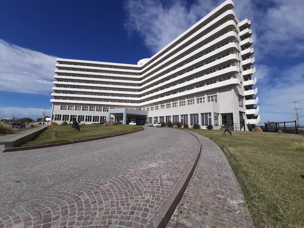 Rayentray Grand Hotel - Puerto Madryn