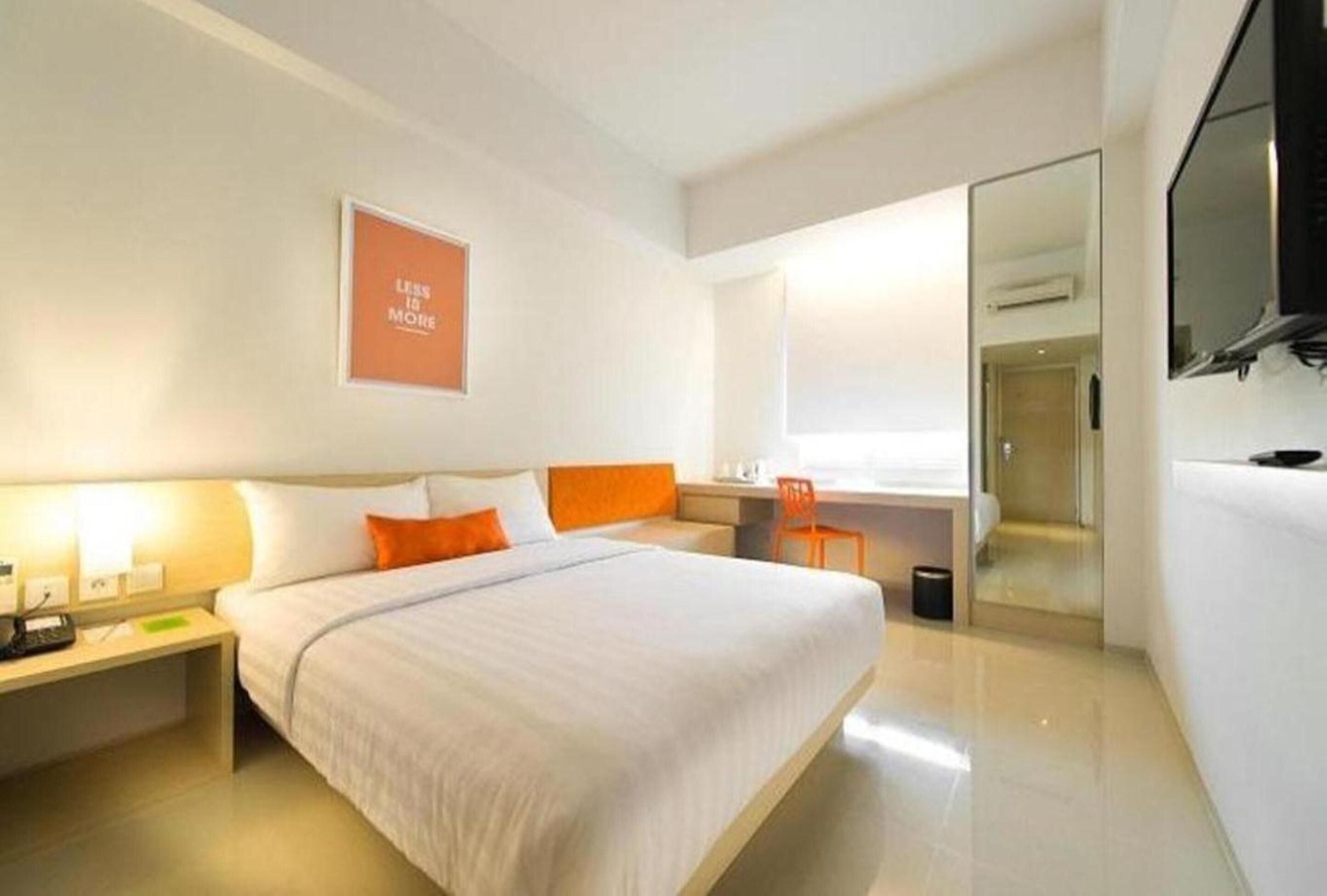 Zuri Express Lippo Cikarang in Jakarta: Find Hotel Reviews, Rooms, and ...