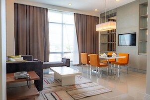 Suite Presidencial | Sala de estar | Televisor 