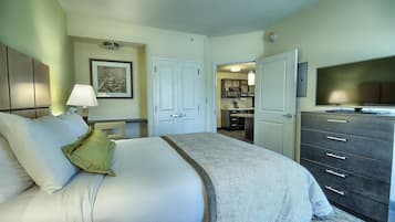 Suite, 1 quarto | 1 quarto, secretária, secretária adequada para computadores portáteis