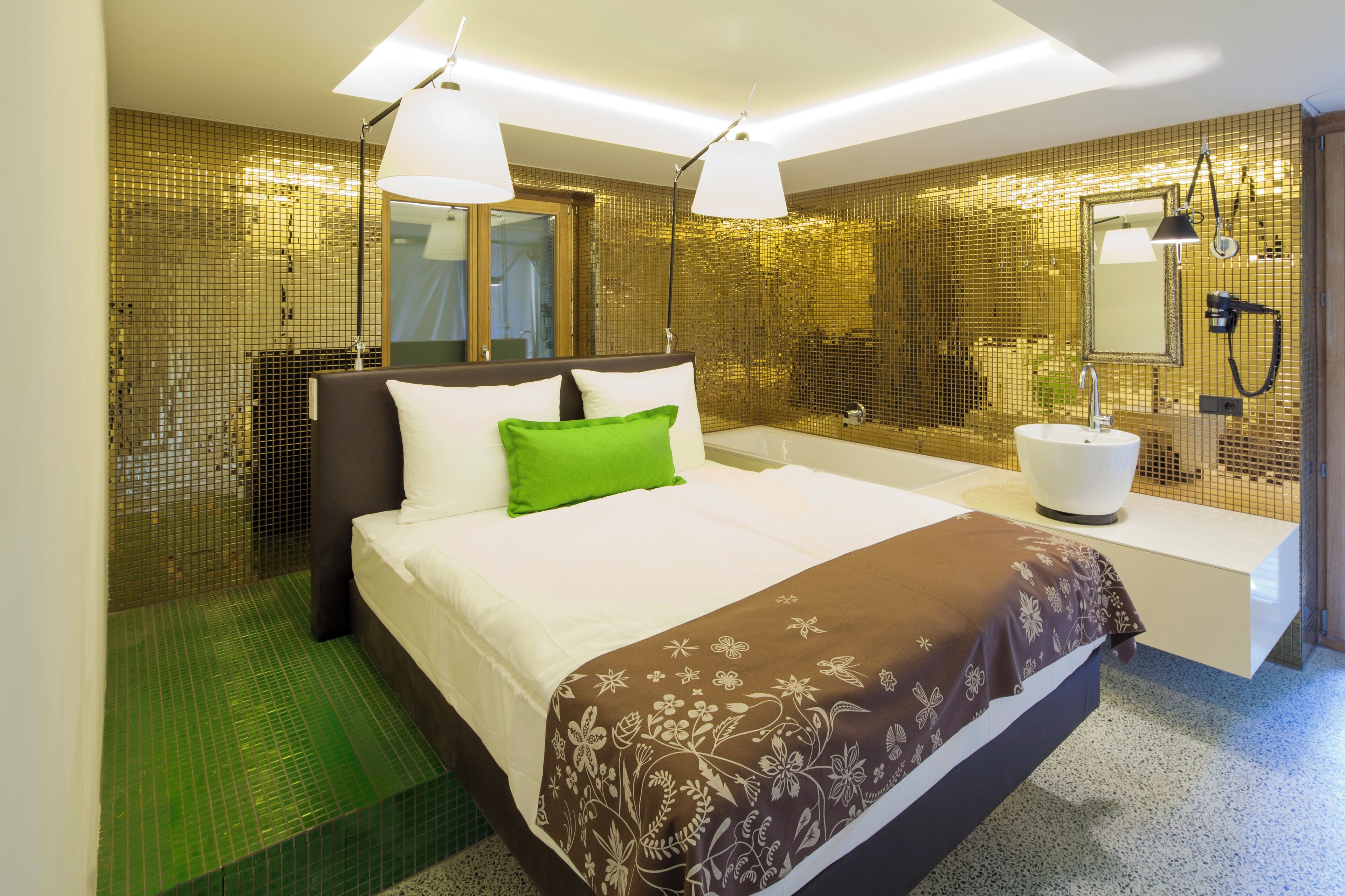 Suite Júnior, varanda | Roupa de alta qualidade, cofre no quarto, quartos insonorizados 