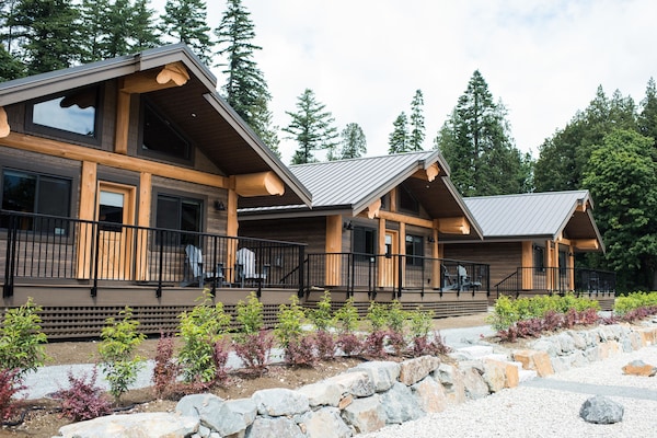 Rowena's Inn On The River - British Columbia