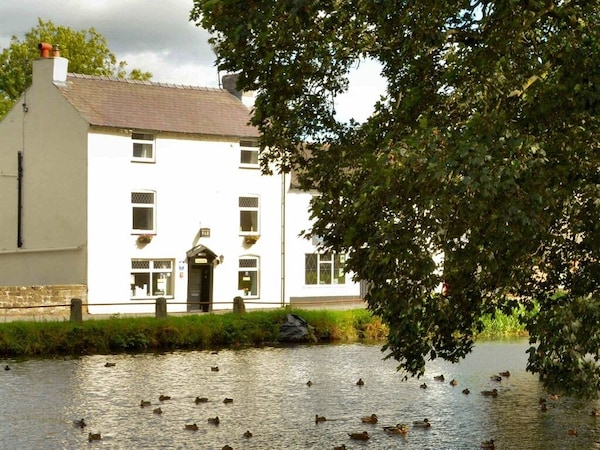 Fitzwarine House - Oswestry