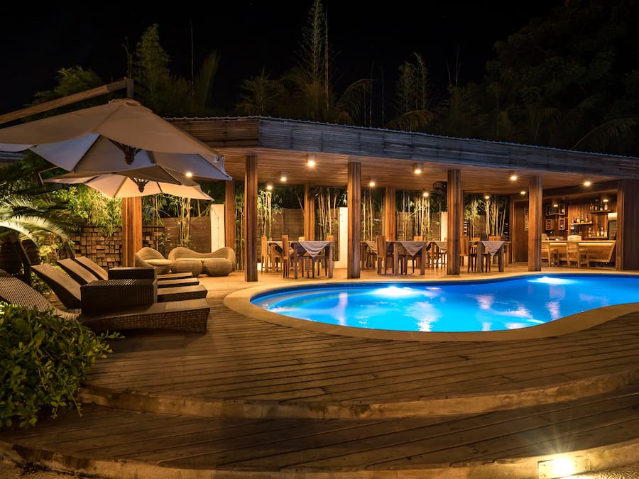 Piscina exterior, da(s) 7:30 à(s) 19:00, espreguiçadeiras