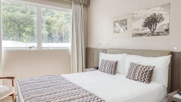 Quarto Duplo Standard | Secretária, Wi-fi grátis, roupa de cama fornecida