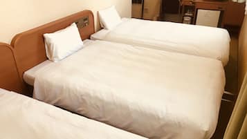 Quarto triplo, vários quartos, para não fumantes | Roupas de cama premium, edredons de pluma, escrivaninha